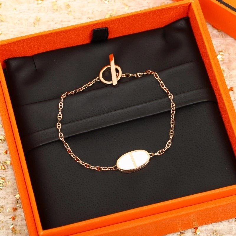 Low-cost Hermes Bracelets