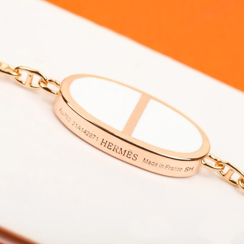 Low-cost Hermes Bracelets