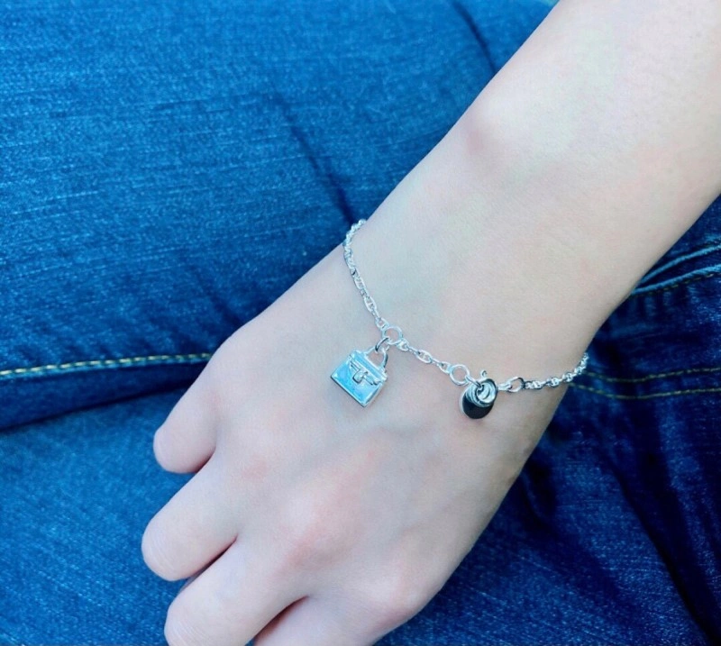 Indistinguishable Hermes Bracelets