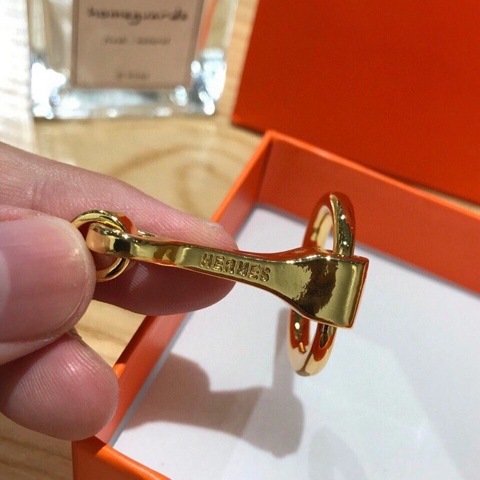 Affordable Hermes Brooches