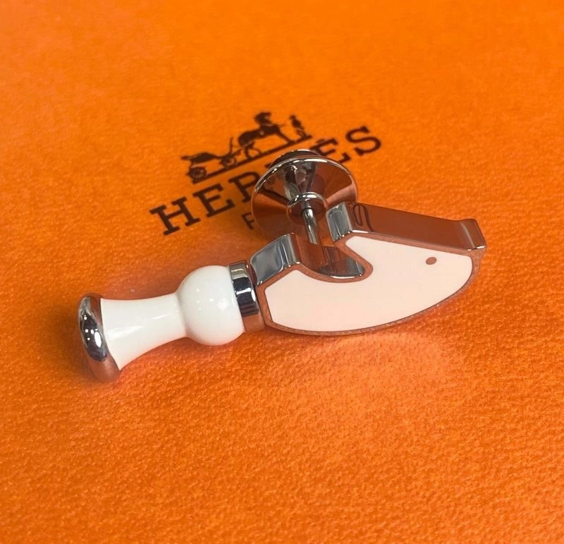 Bargain Hermes Brooches
