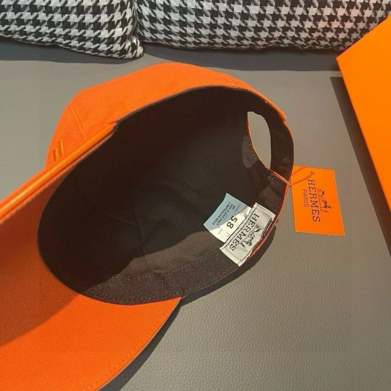 Indistinguishable Hermes Caps