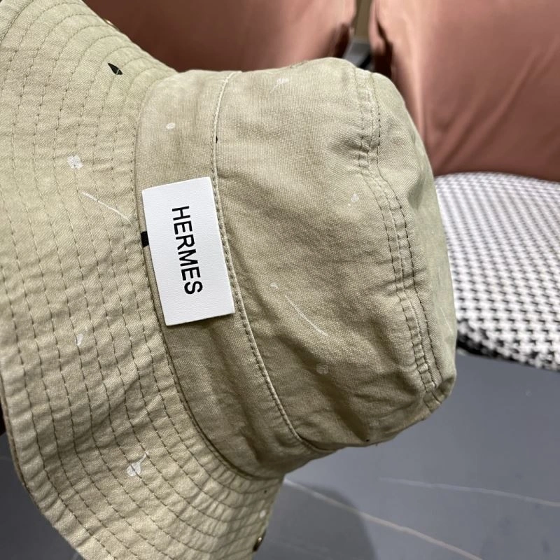 Indistinguishable Hermes Caps