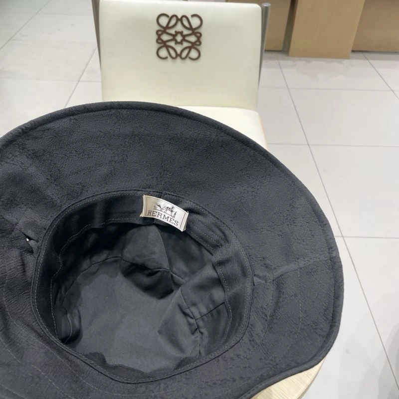 Value-priced Hermes Caps