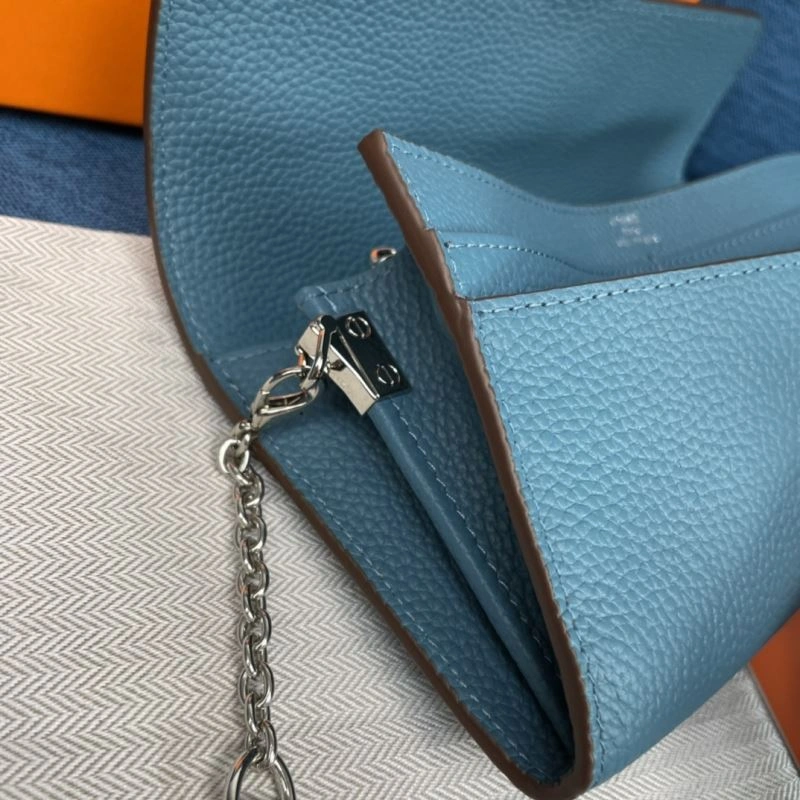 Low-cost Hermes Constance Bags