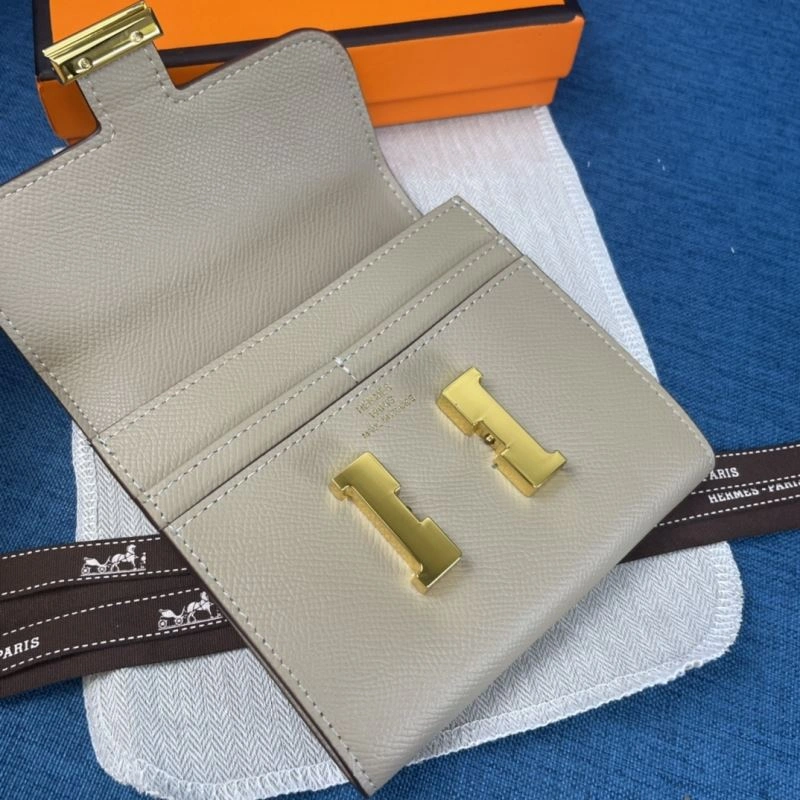 Low-cost Hermes Constance Bags