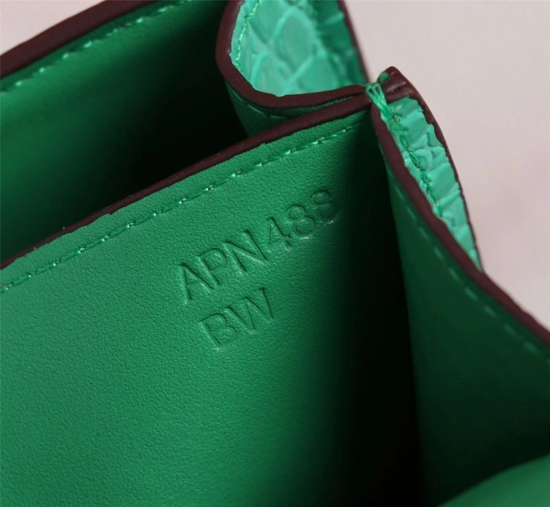 Top mirror Hermes Constance Bags