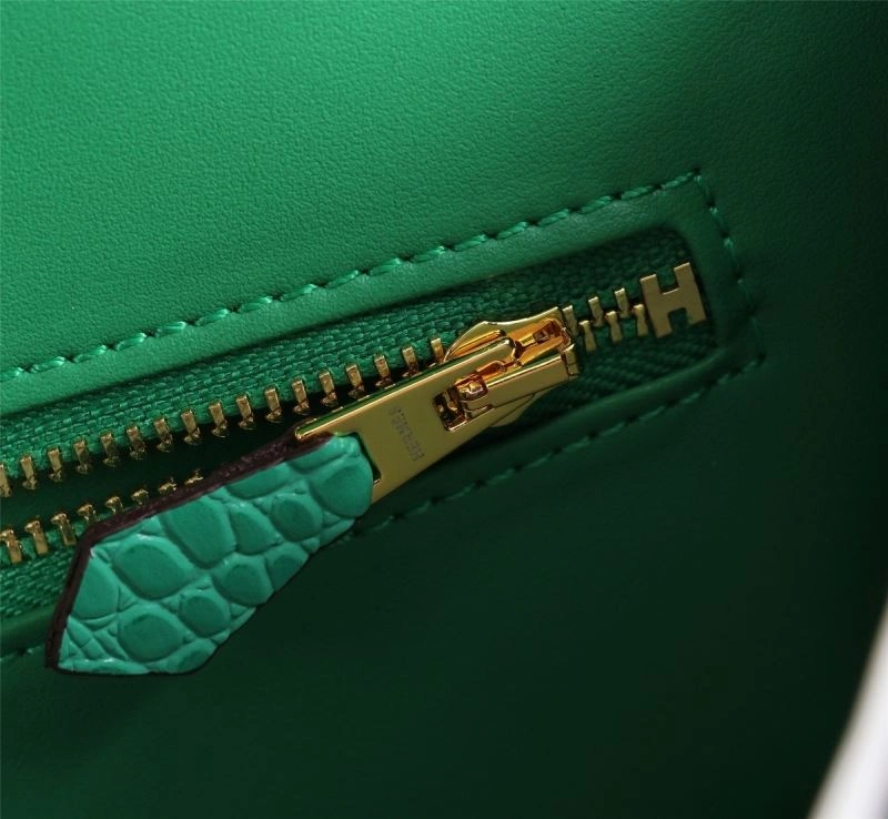 Top mirror Hermes Constance Bags