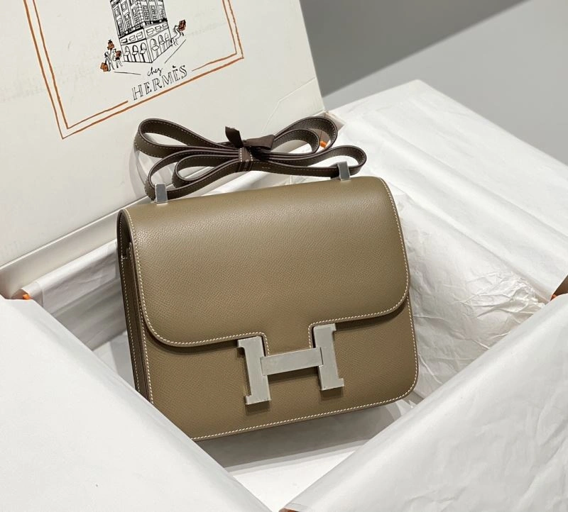 Top mirror Hermes Constance Bags