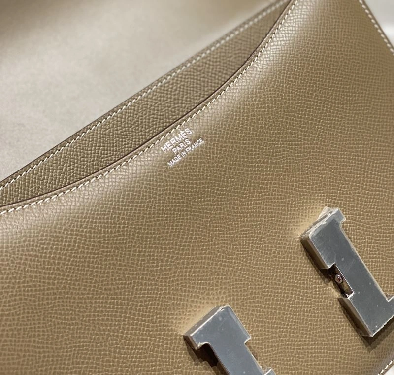 Top mirror Hermes Constance Bags