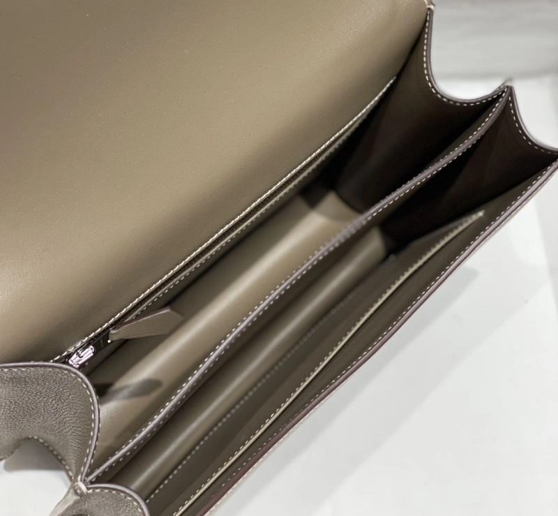 Top mirror Hermes Constance Bags