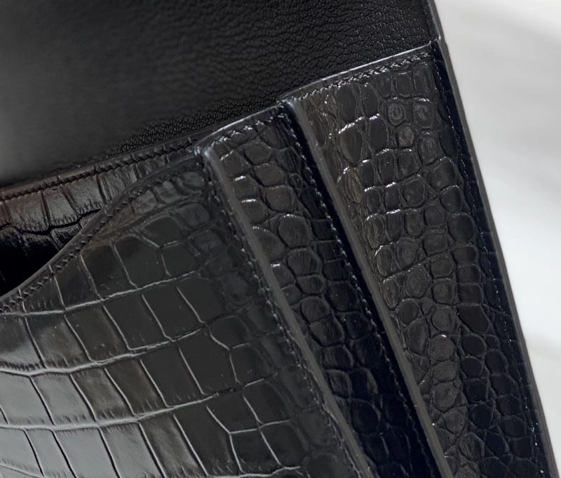 Indistinguishable Hermes Constance Bags