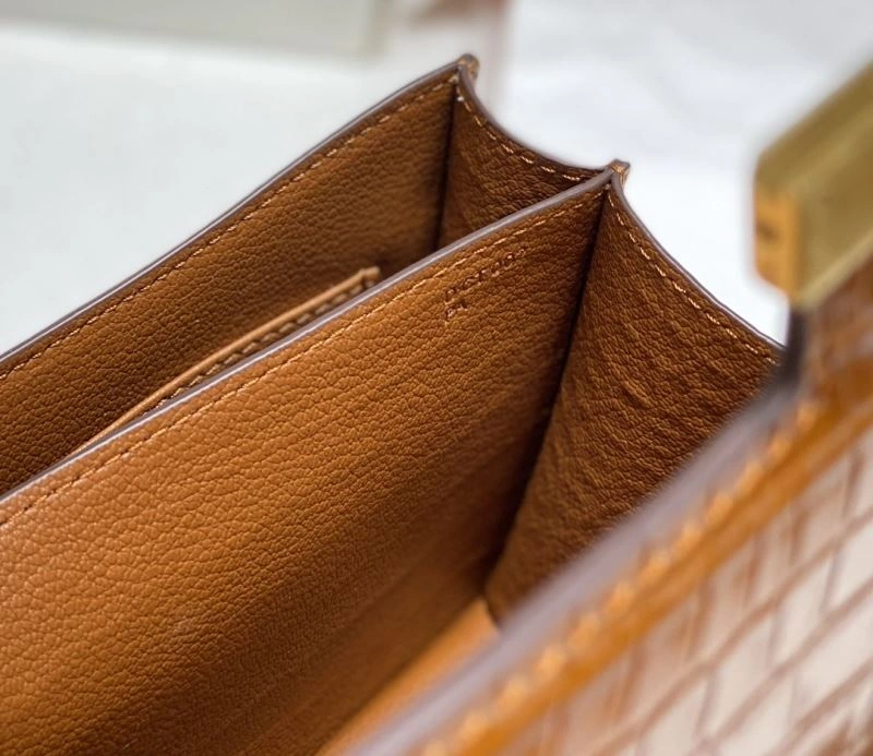 Inexpensive Hermes Constance Bags