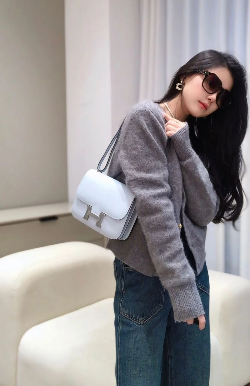 Top mirror Hermes Constance Bags