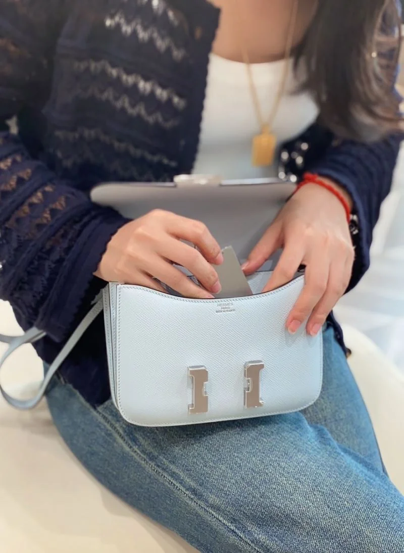 Top mirror Hermes Constance Bags