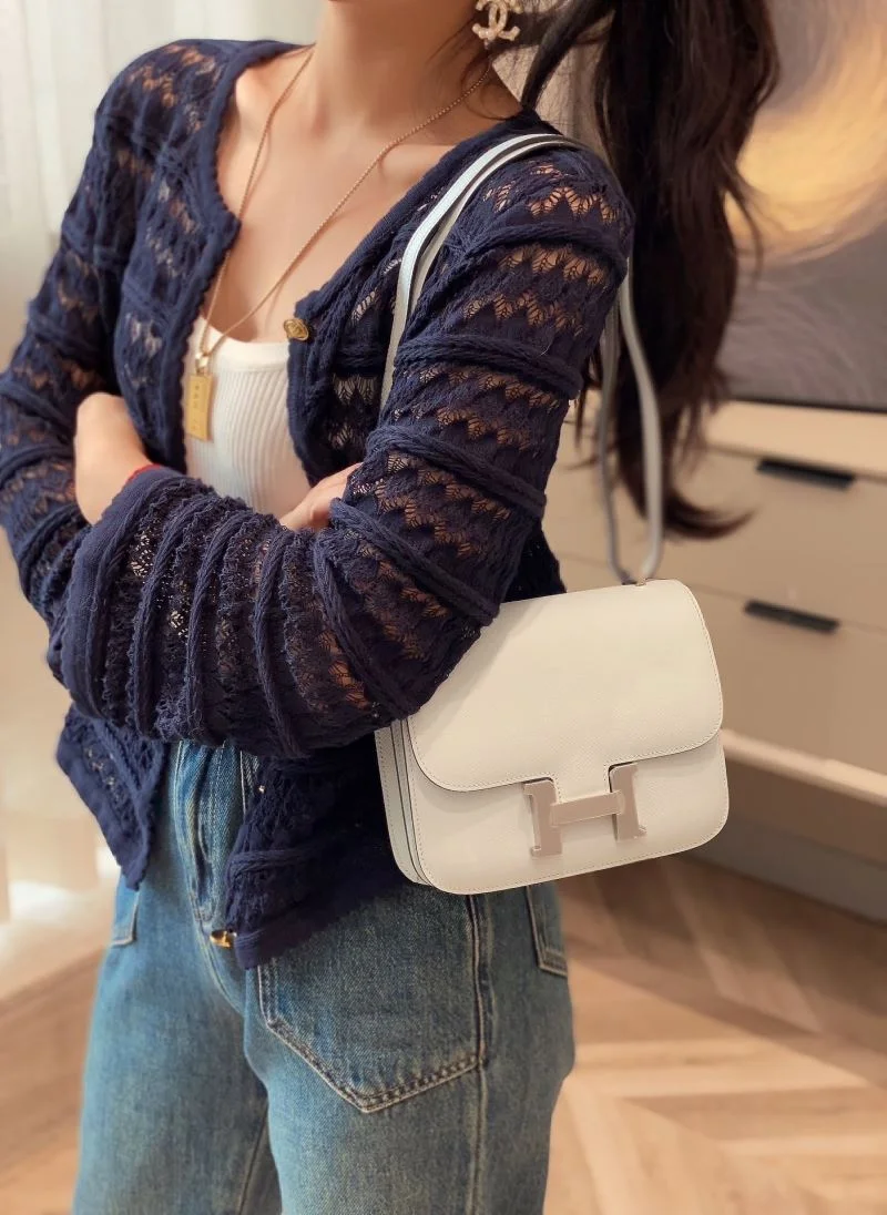 Top mirror Hermes Constance Bags