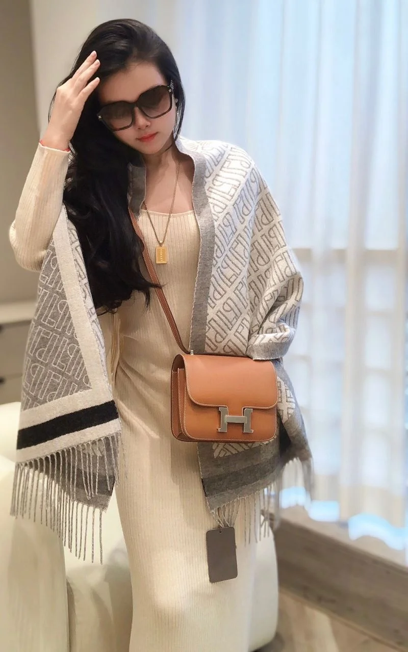 Inexpensive Hermes Constance Bags