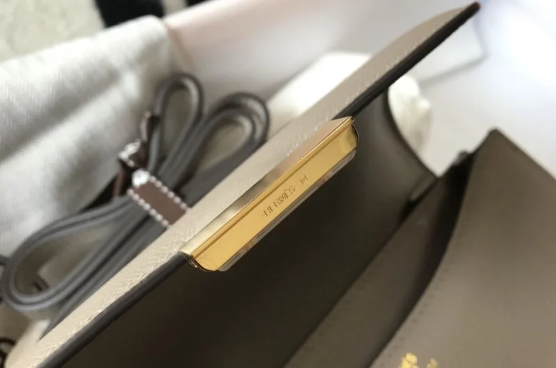 Low-cost Hermes Constance Bags
