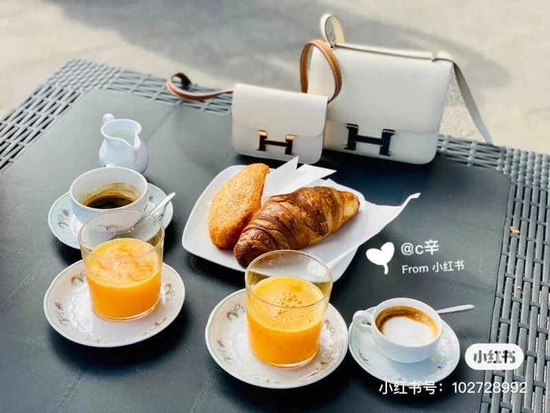 Top mirror Hermes Constance Bags