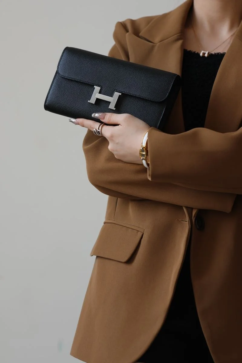 Top mirror Hermes Constance Bags