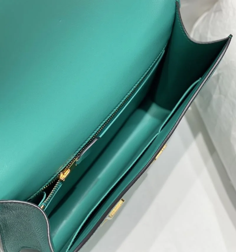 Low-cost Hermes Constance Bags