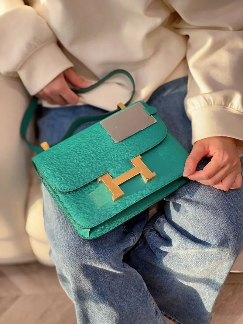 Low-cost Hermes Constance Bags