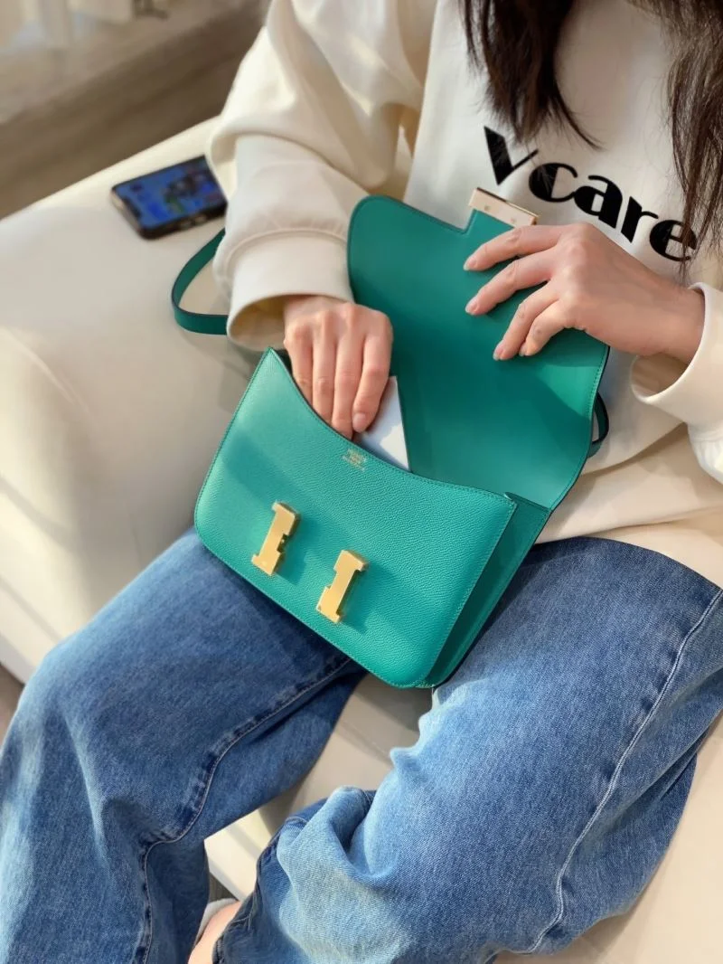 Low-cost Hermes Constance Bags