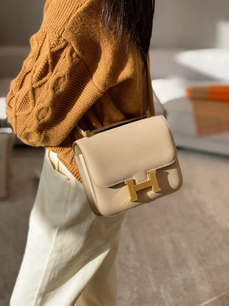 Low-cost Hermes Constance Bags