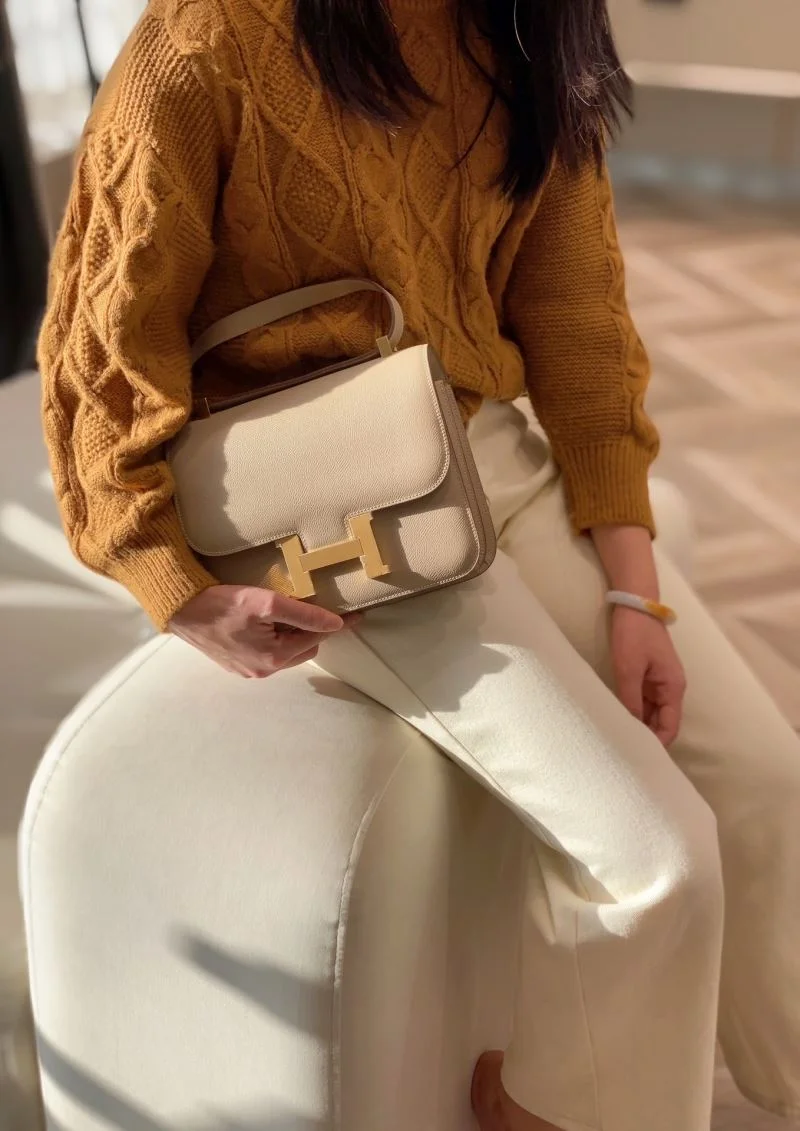 Low-cost Hermes Constance Bags