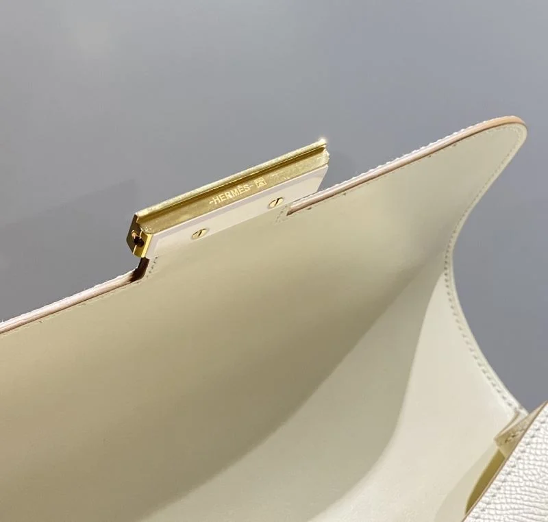 Low-cost Hermes Constance Bags