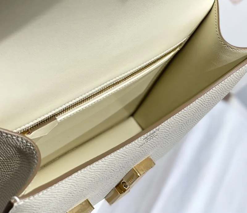 Low-cost Hermes Constance Bags