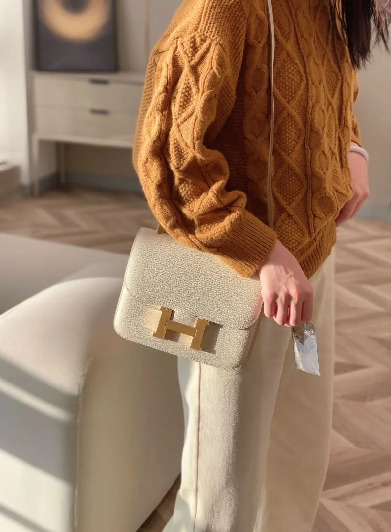 Low-cost Hermes Constance Bags