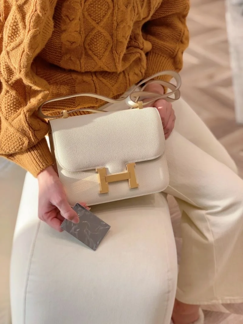 Low-cost Hermes Constance Bags