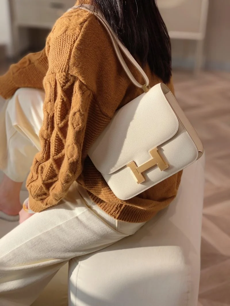 Low-cost Hermes Constance Bags