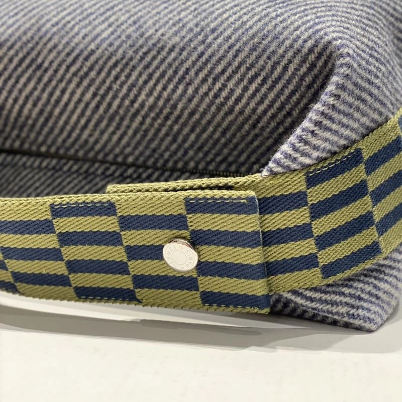 Inexpensive Hermes Cosmetic Bags
