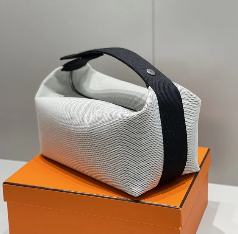 Cut-rate Hermes Cosmetic Bags