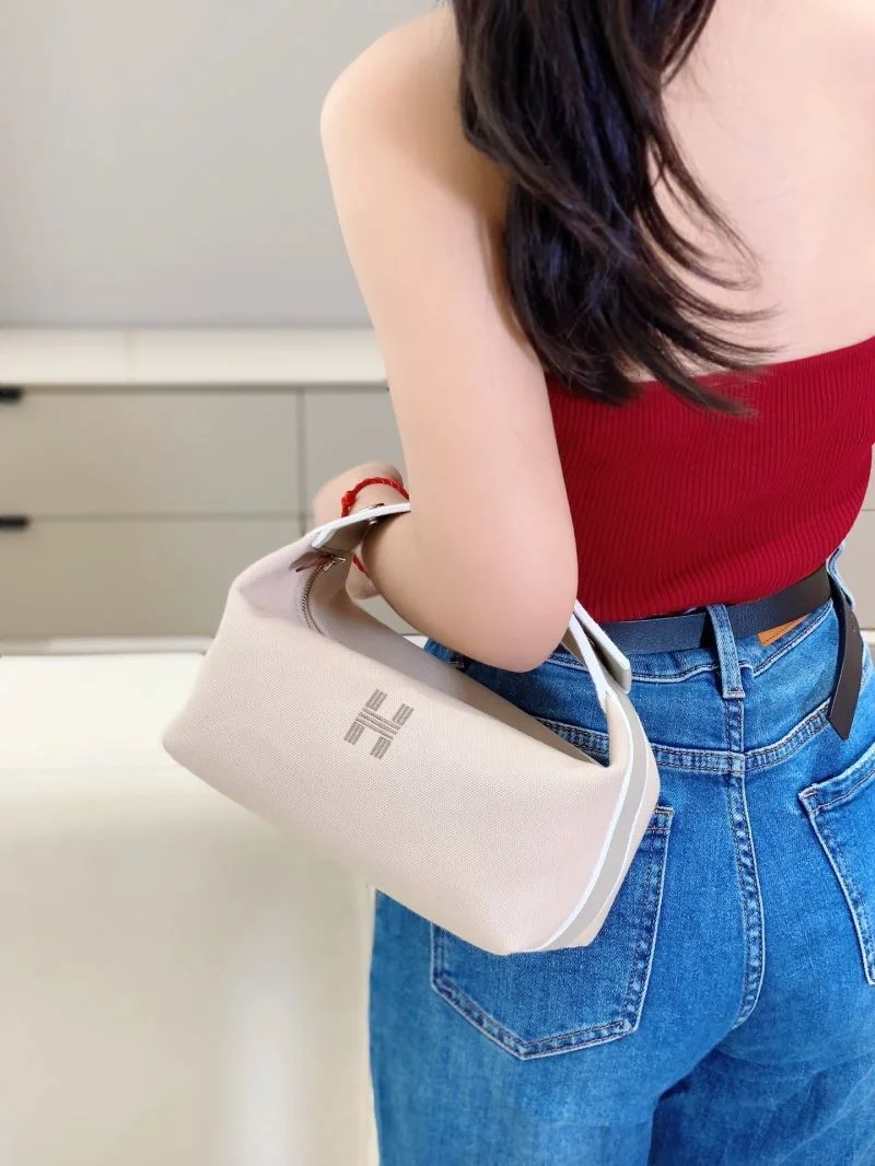 High fidelity Hermes Cosmetic Bags