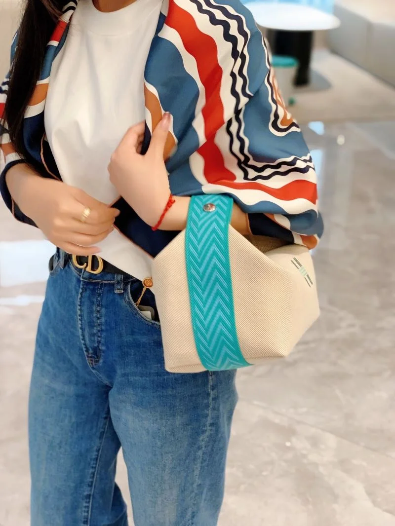 Top mirror Hermes Cosmetic Bags