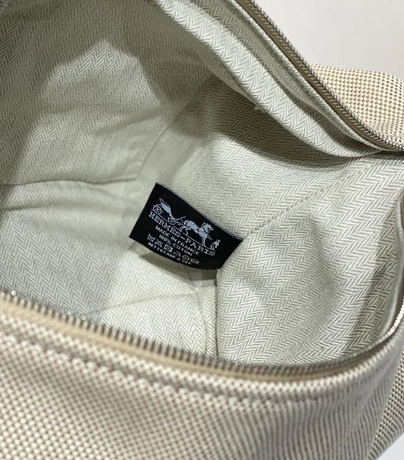 Value-priced Hermes Cosmetic Bags