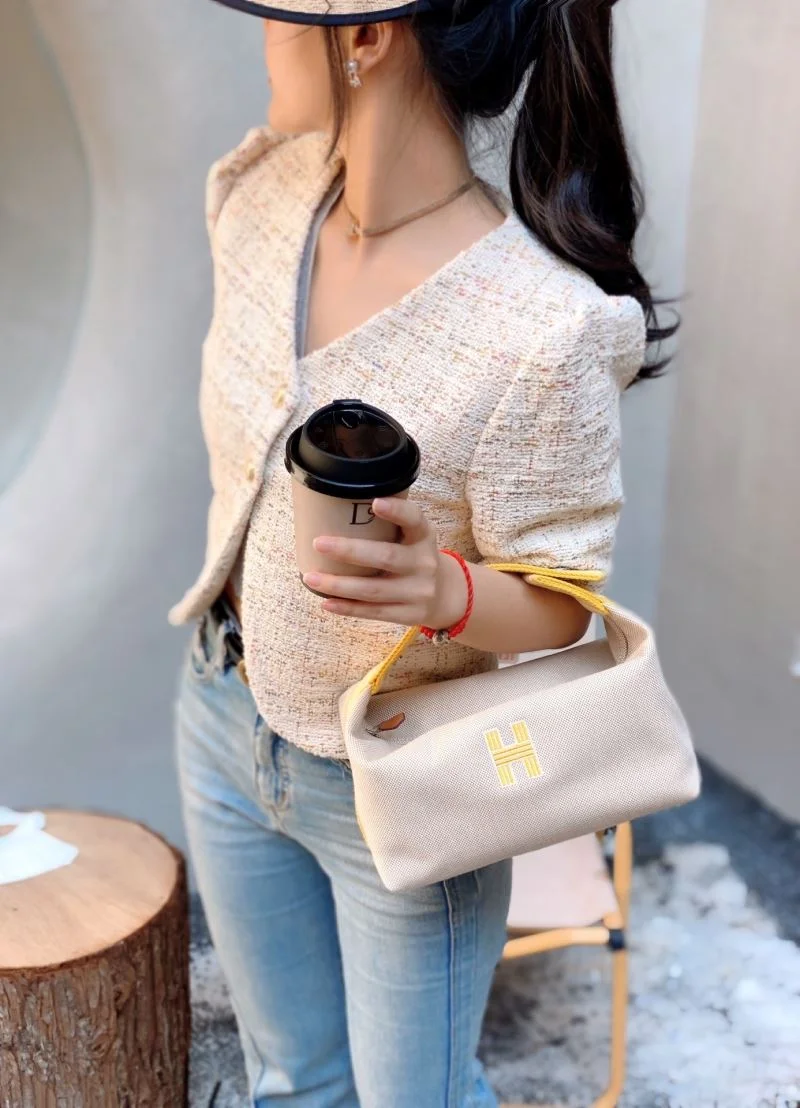 Value-priced Hermes Cosmetic Bags