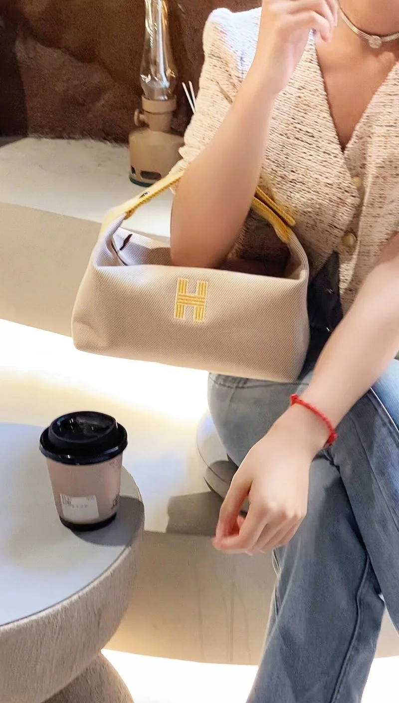 Value-priced Hermes Cosmetic Bags
