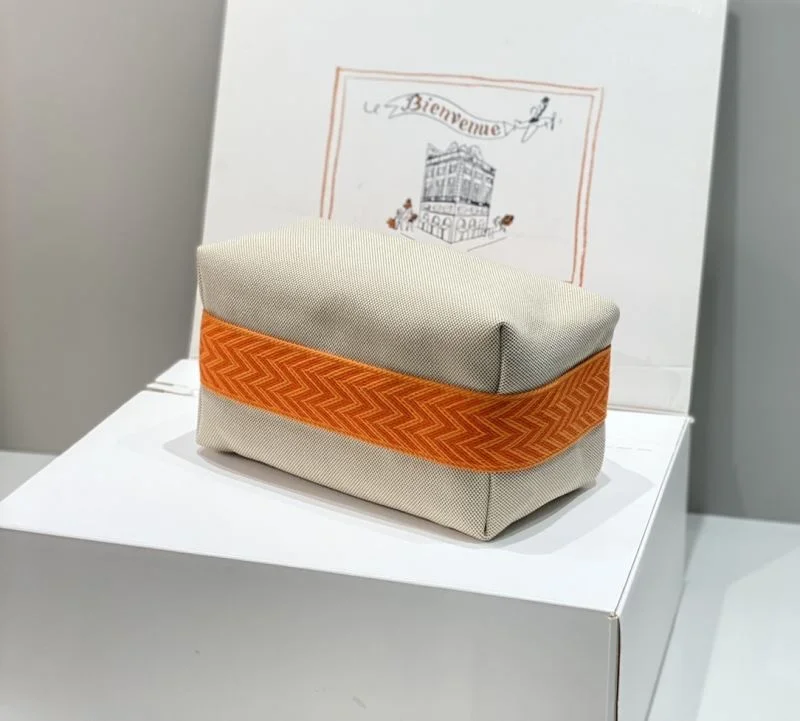 High fidelity Hermes Cosmetic Bags