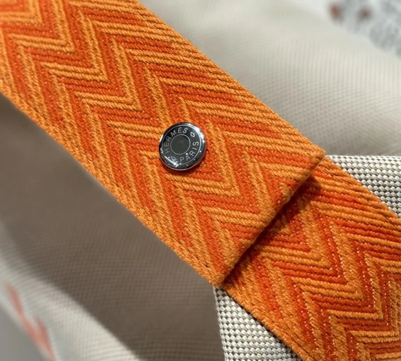 High fidelity Hermes Cosmetic Bags