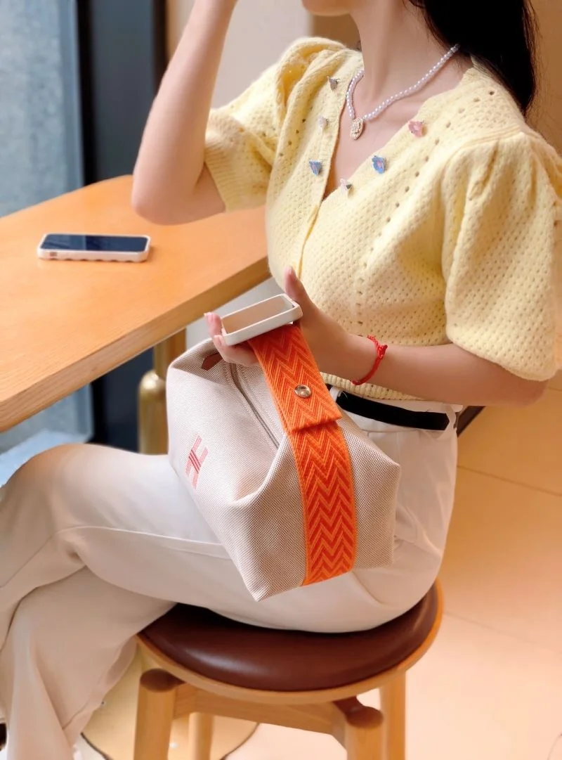 High fidelity Hermes Cosmetic Bags