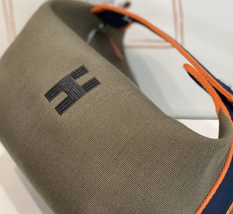 Indistinguishable Hermes Cosmetic Bags