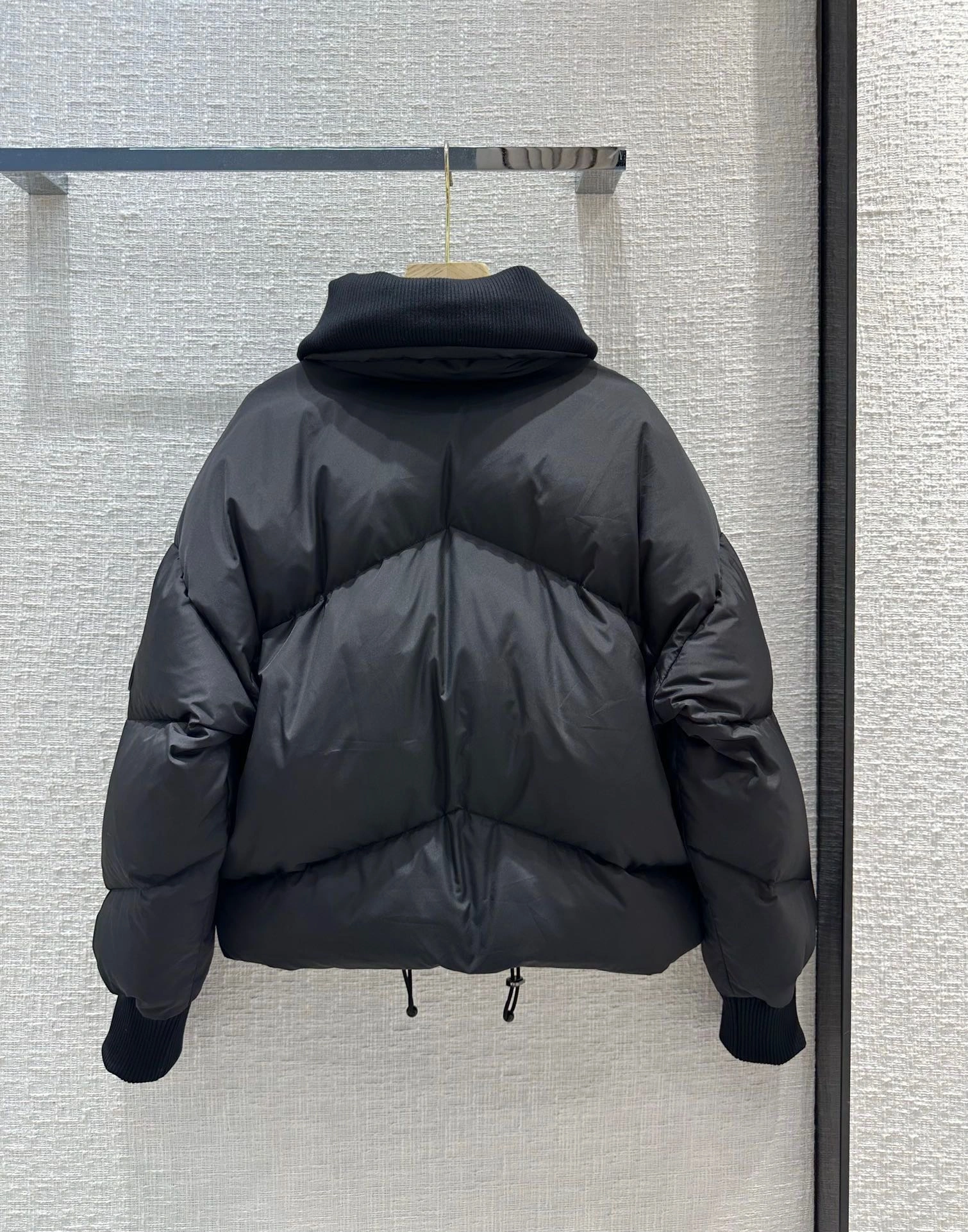 Cut-rate Hermes Down Jackets