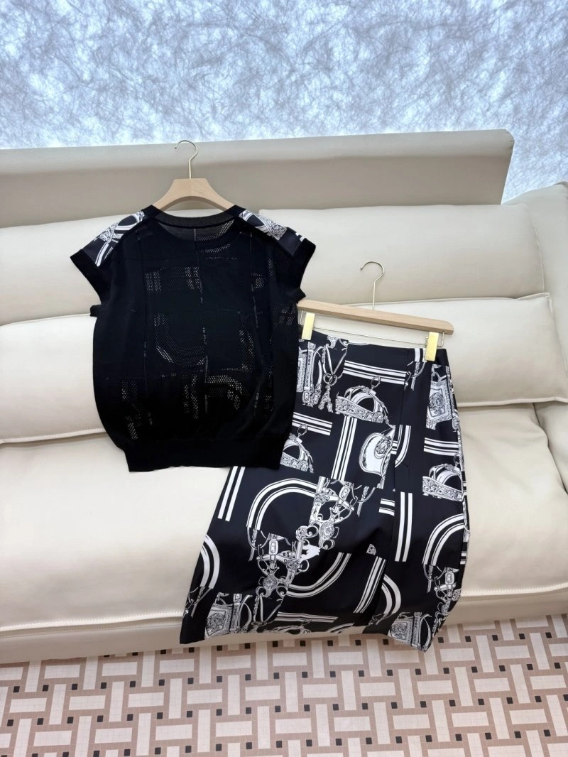 Top mirror Hermes Dress Suits