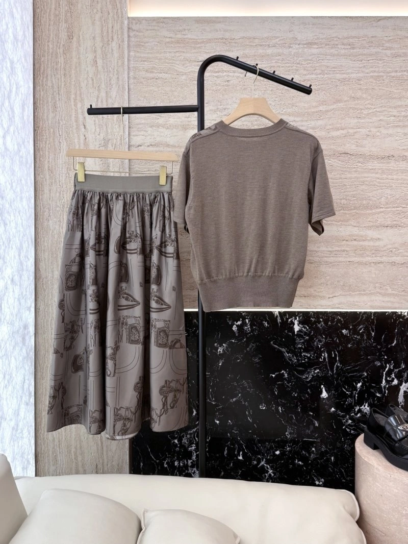 Mirror quality Hermes Dress Suits
