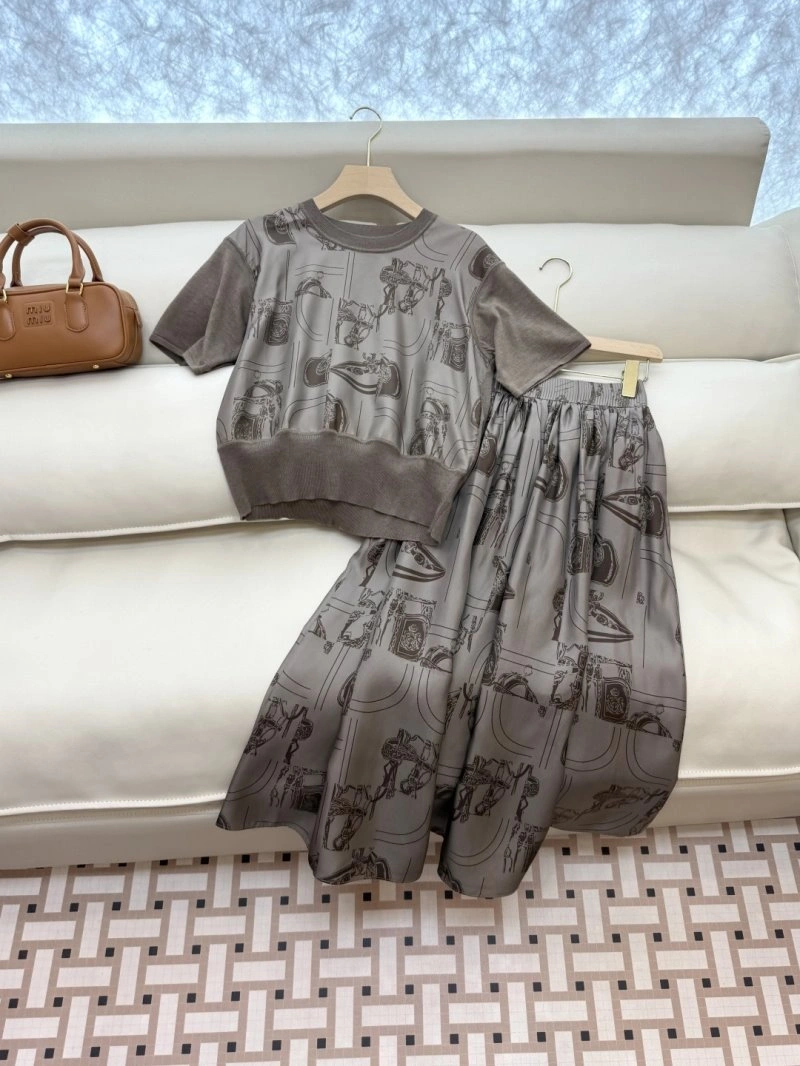 Mirror quality Hermes Dress Suits