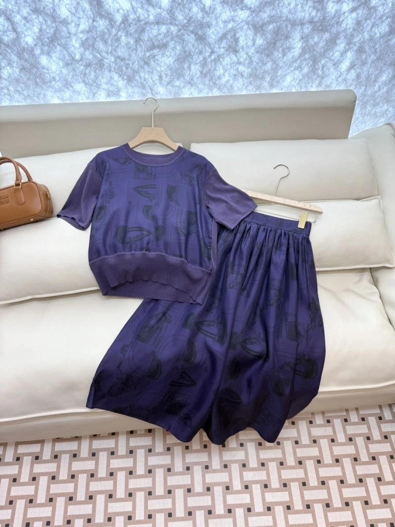 High fidelity Hermes Dress Suits